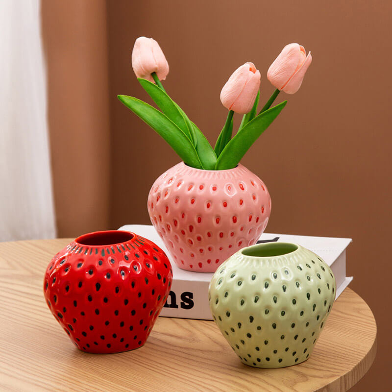 MOREUSHOP | Strawberry Ceramic Vase – Moreushop®