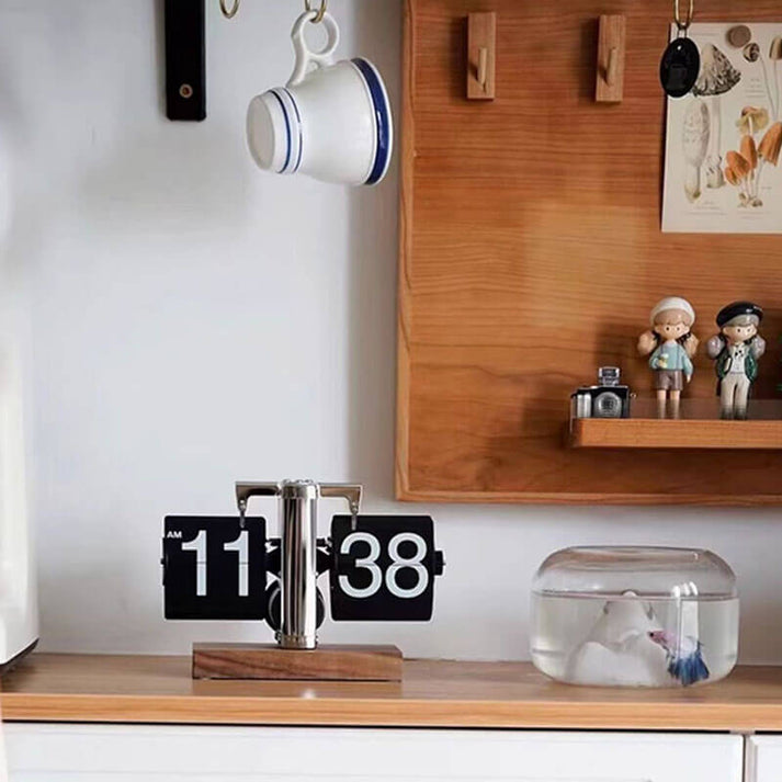 MOREUSHOP | Walnut Page Turning Clock – Moreushop®