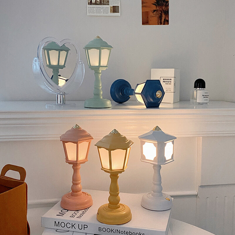 MOREUSHOP | Creative Street Lamp Shape Night Lamp – Moreushop®