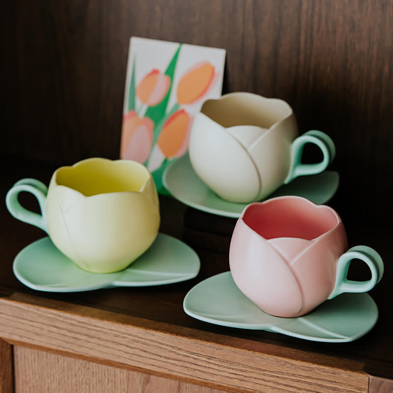 MOREUSHOP | Spring Tulip Ceramic Cup and Saucer – Moreushop®