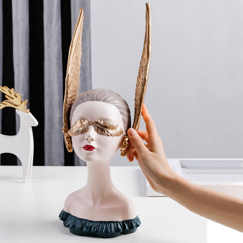 MOREUSHOP | Wing Girl Resin Decoration – Moreushop®